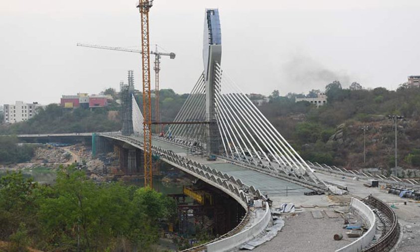 GHMC makes most of lockdown | HydNow