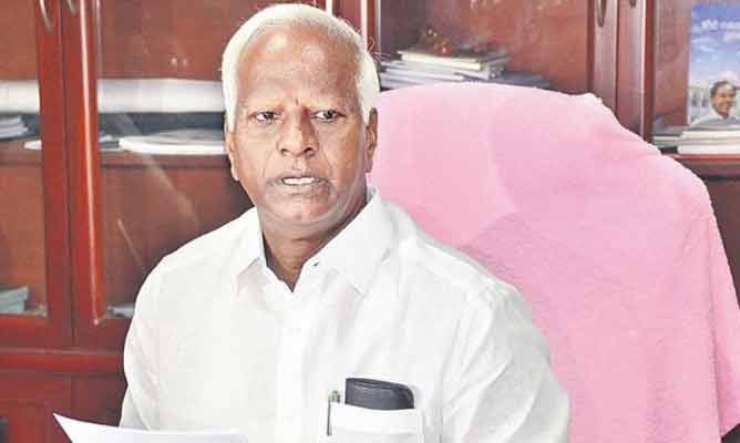 Kadiam Srihari Blasts BJP | HydNow