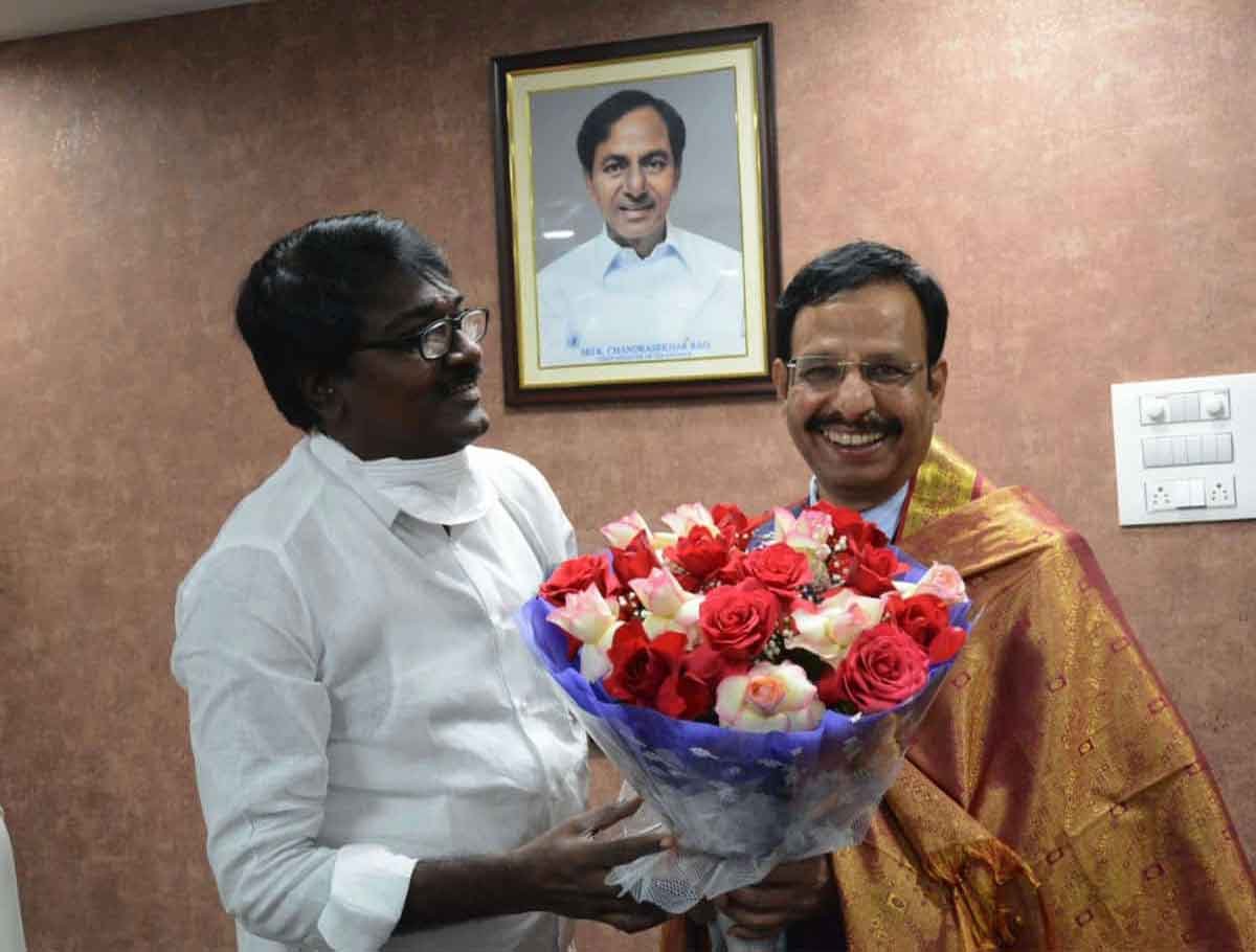 VC Sajjanar Takes Charge as TSRTC MD | HydNow