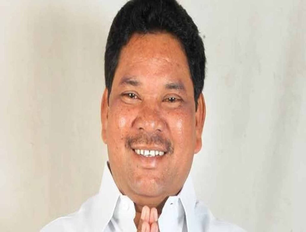 Sathyavathi Rathod Will Lose in Next Polls: Soyam Babu Rao | HydNow
