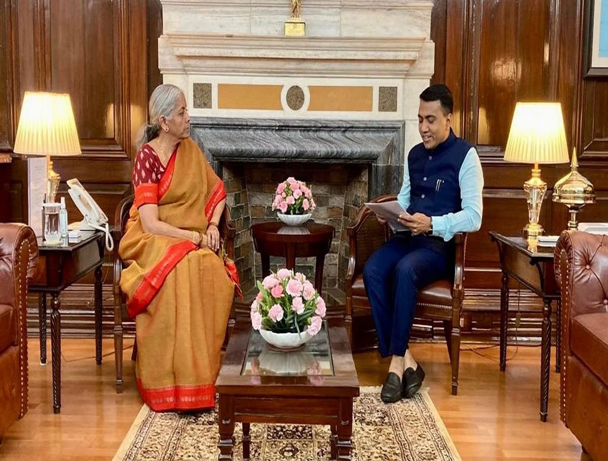 Goa CM Pramod Sawant Meets Nirmala Sitharaman | HydNow