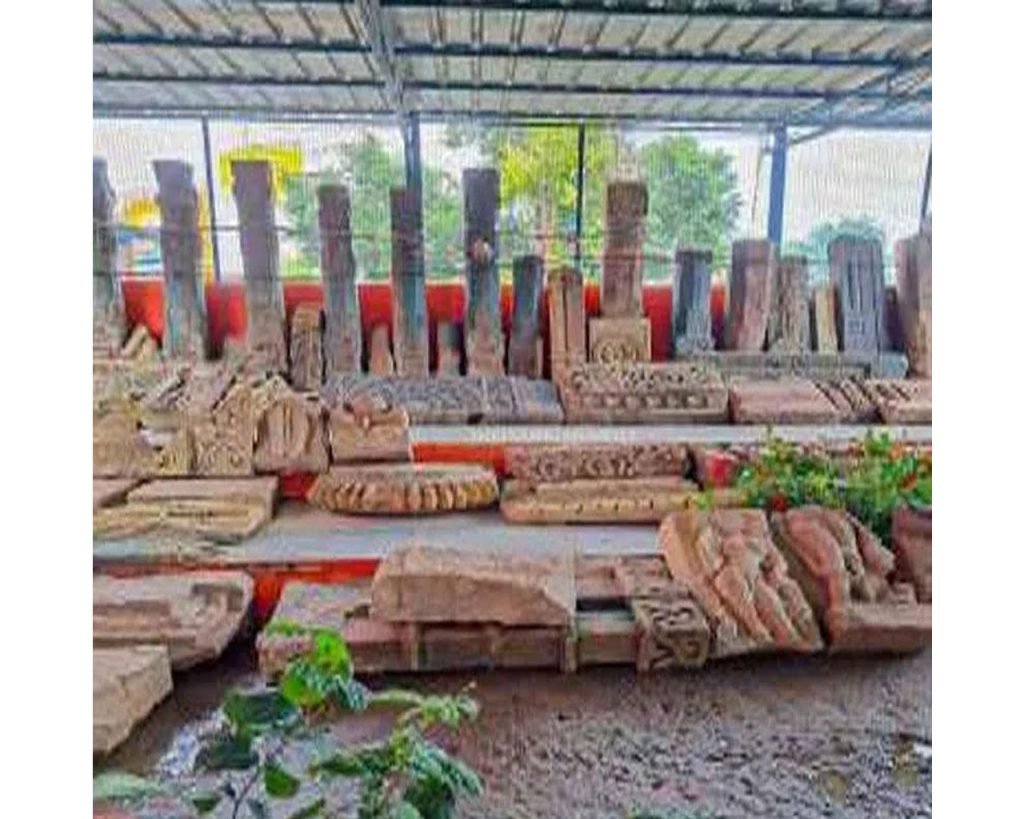 Ancient Idols Of Deity Found In The Ayodhya Ram Mandir | HydNow
